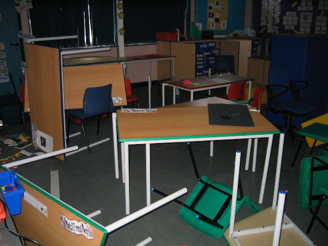 Yell — there’s been an earthquake! - Scholastic